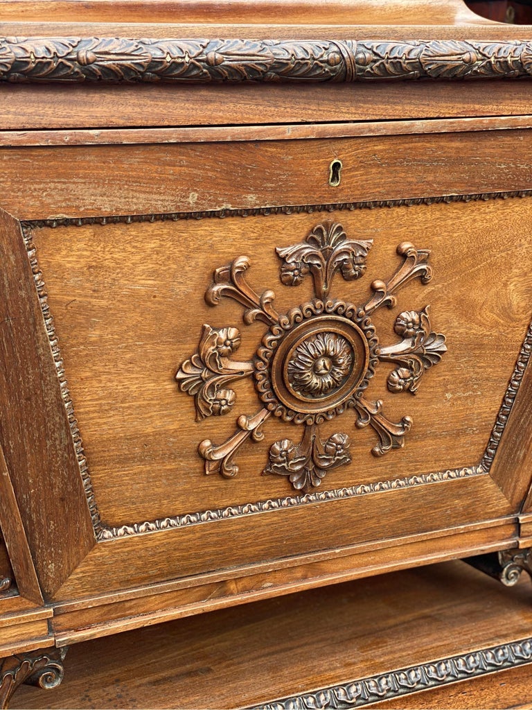 Fine 19th Century English Regency Mahogany Cellarette For Sale at ...