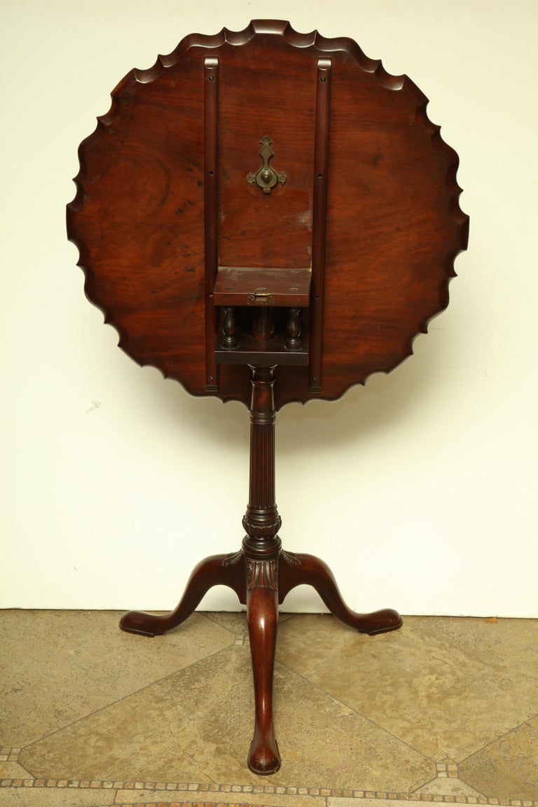 Fine American Tilt Top Pie Crust Table at 1stDibs