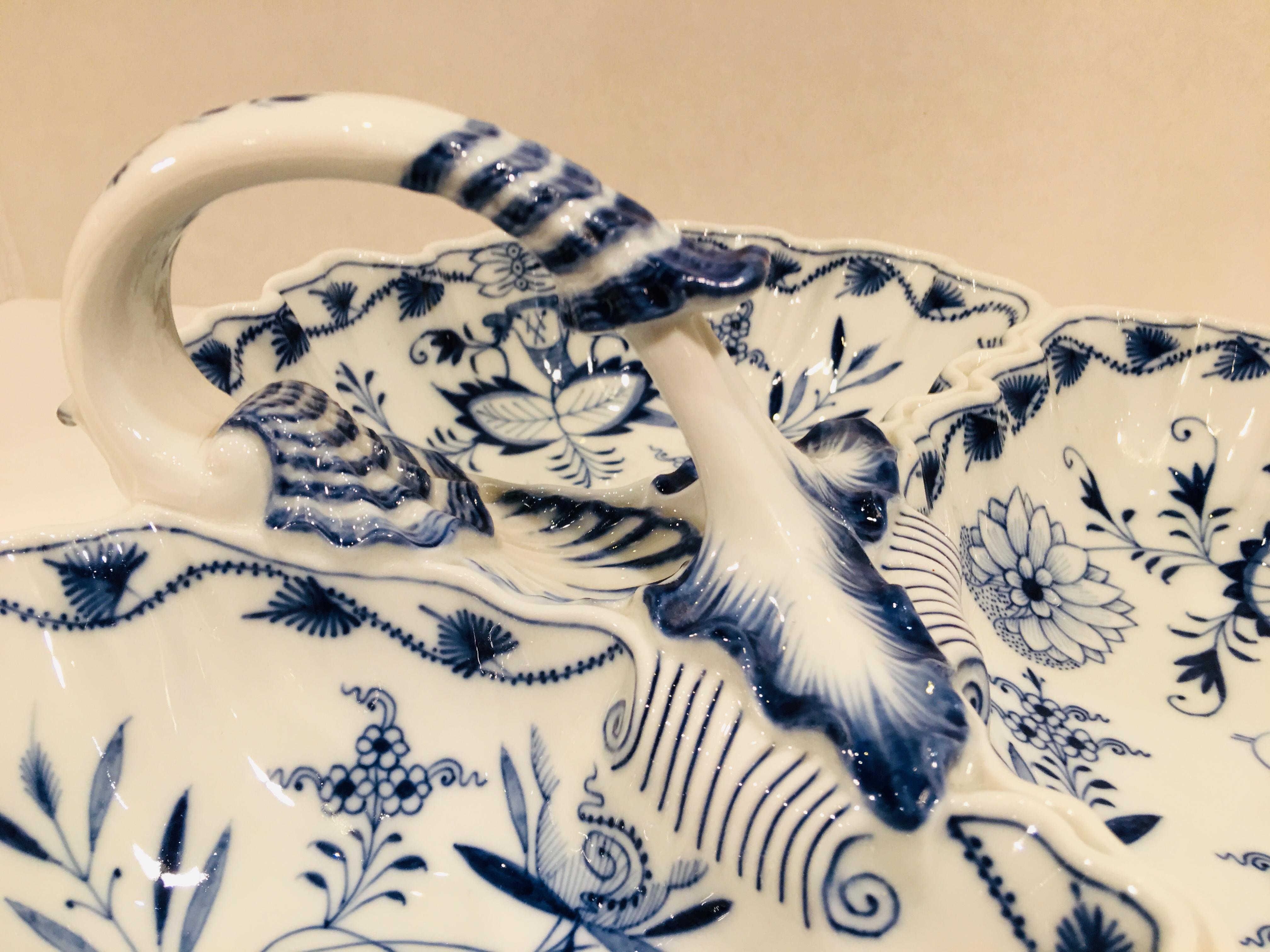 Fine Antique Meissen Porcelain Blue Onion Pattern 3 Lobed Serving Dish ...