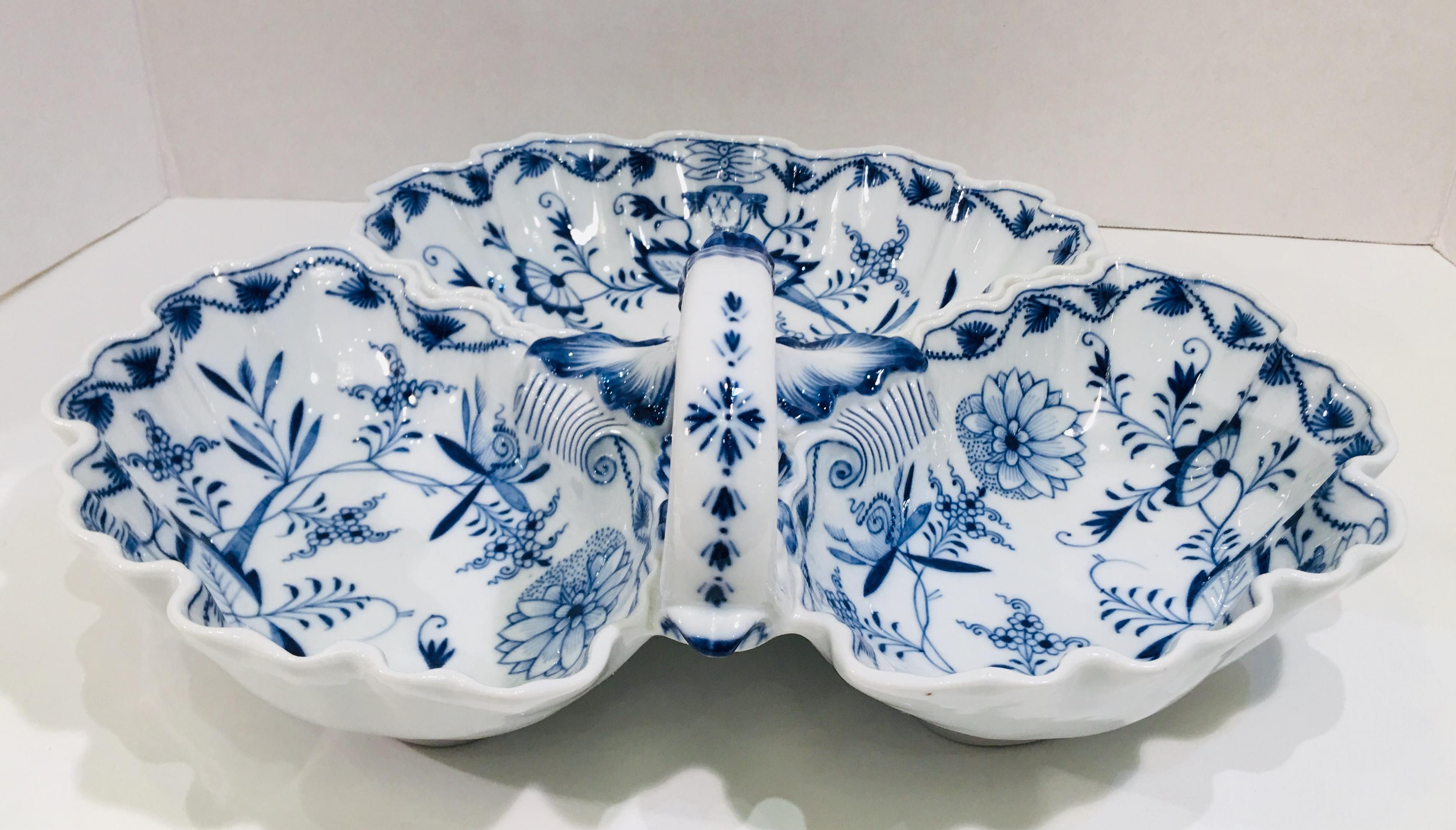 Fine Antique Meissen Porcelain Blue Onion Pattern 3 Lobed Serving Dish ...
