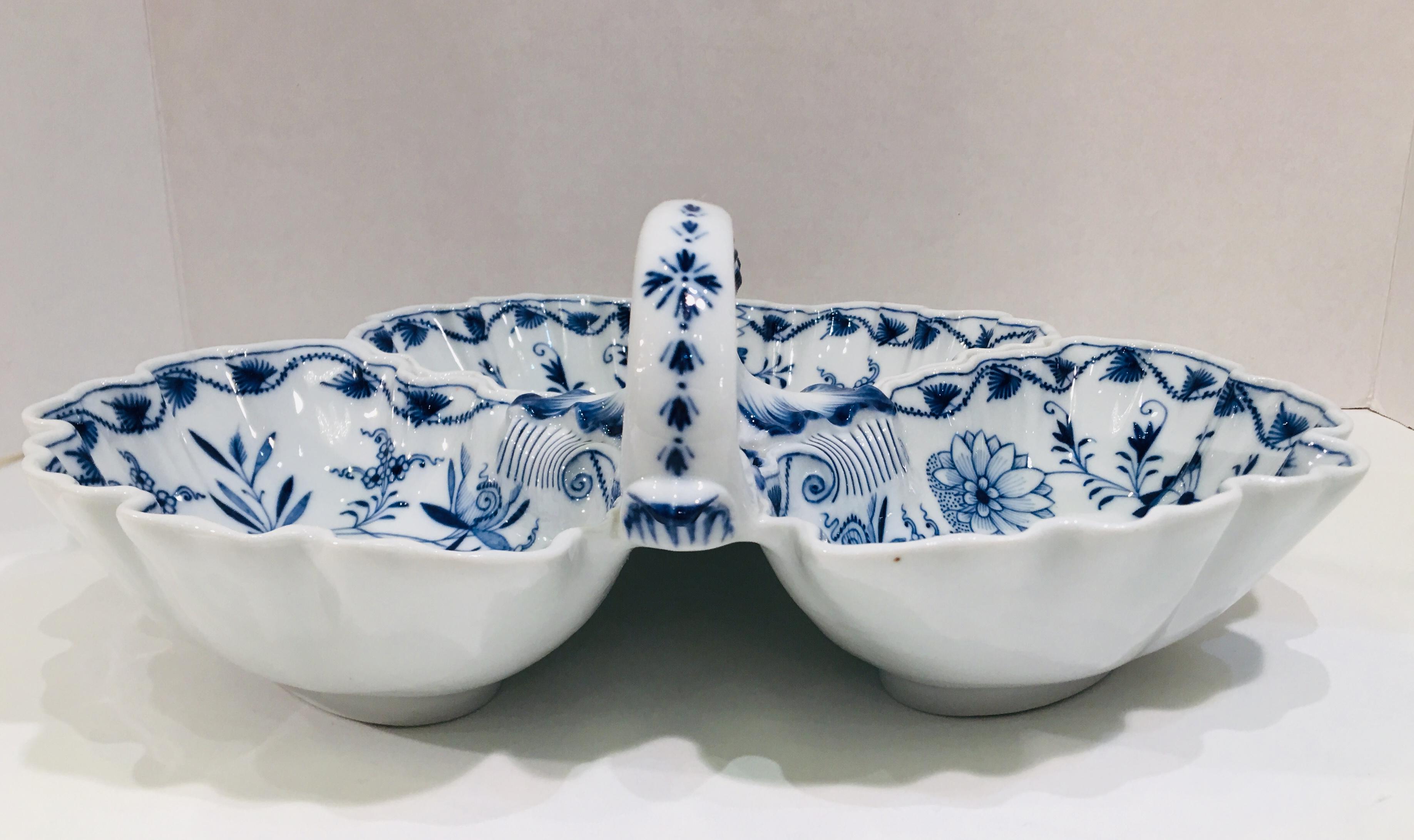 Fine Antique Meissen Porcelain Blue Onion Pattern 3 Lobed Serving Dish ...
