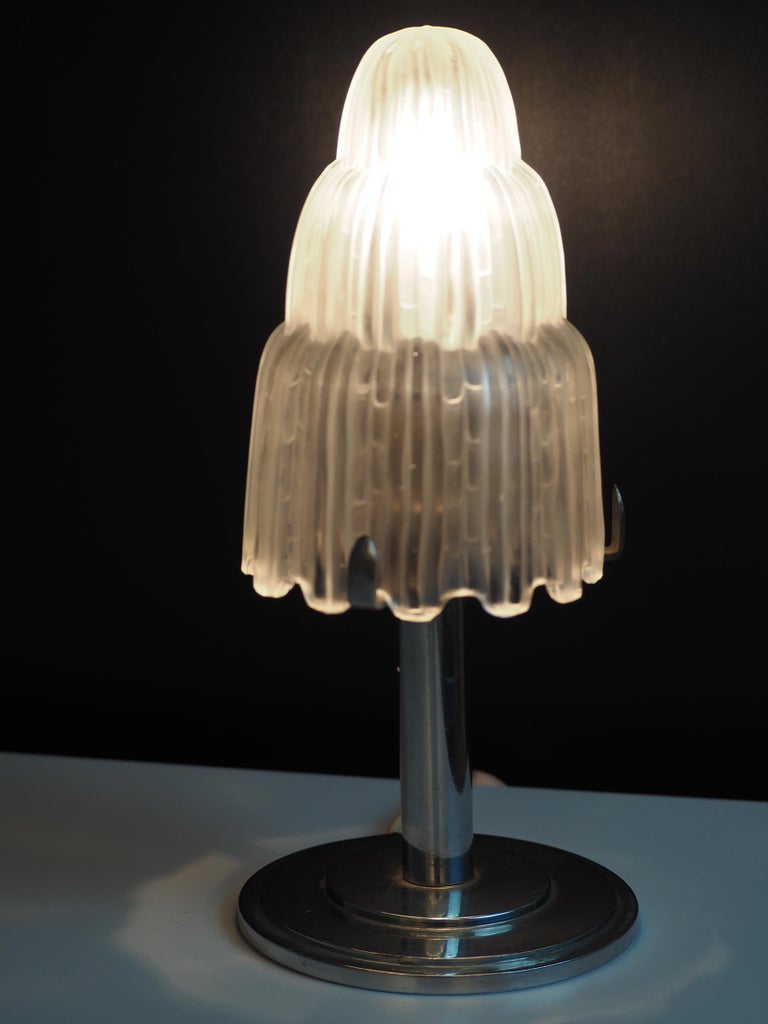 Fine Art Deco "Waterfall" Table Lamp Signed by Sabino, Paris, circa ...