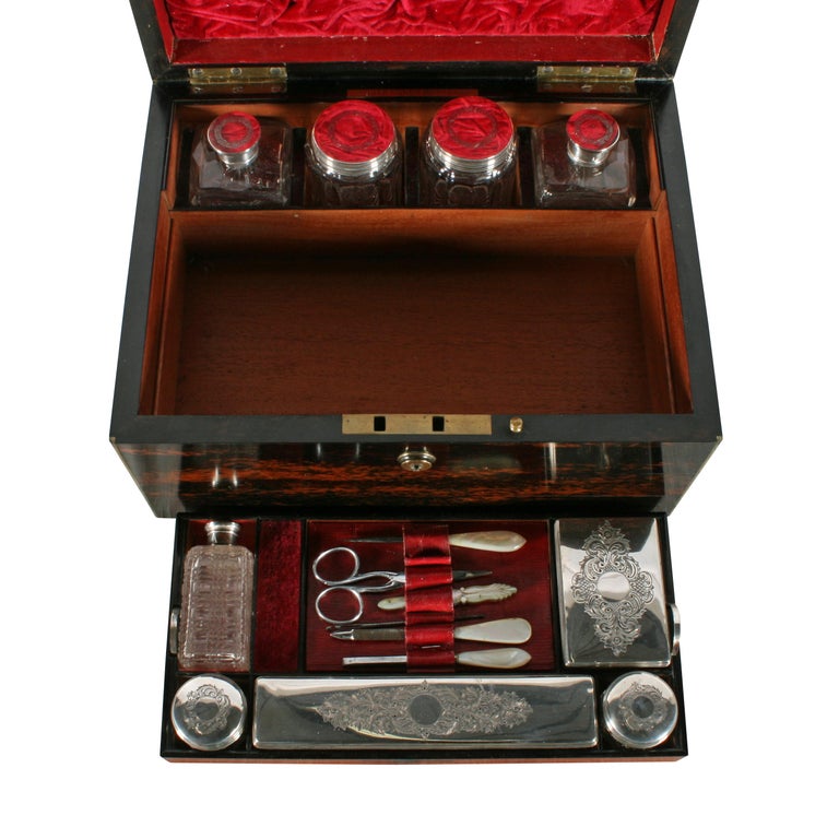 Fine Coromandel Jewelry and Dressing Box For Sale at 1stDibs