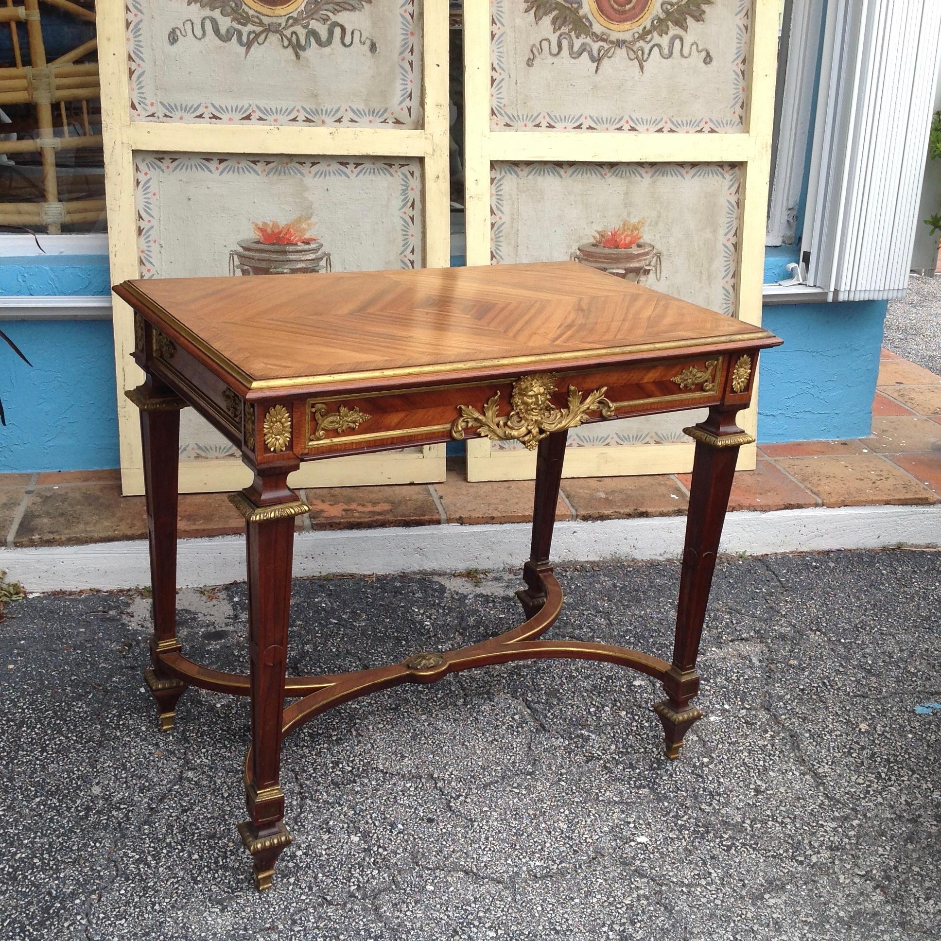 Fine French Ladies Writing Table at 1stDibs