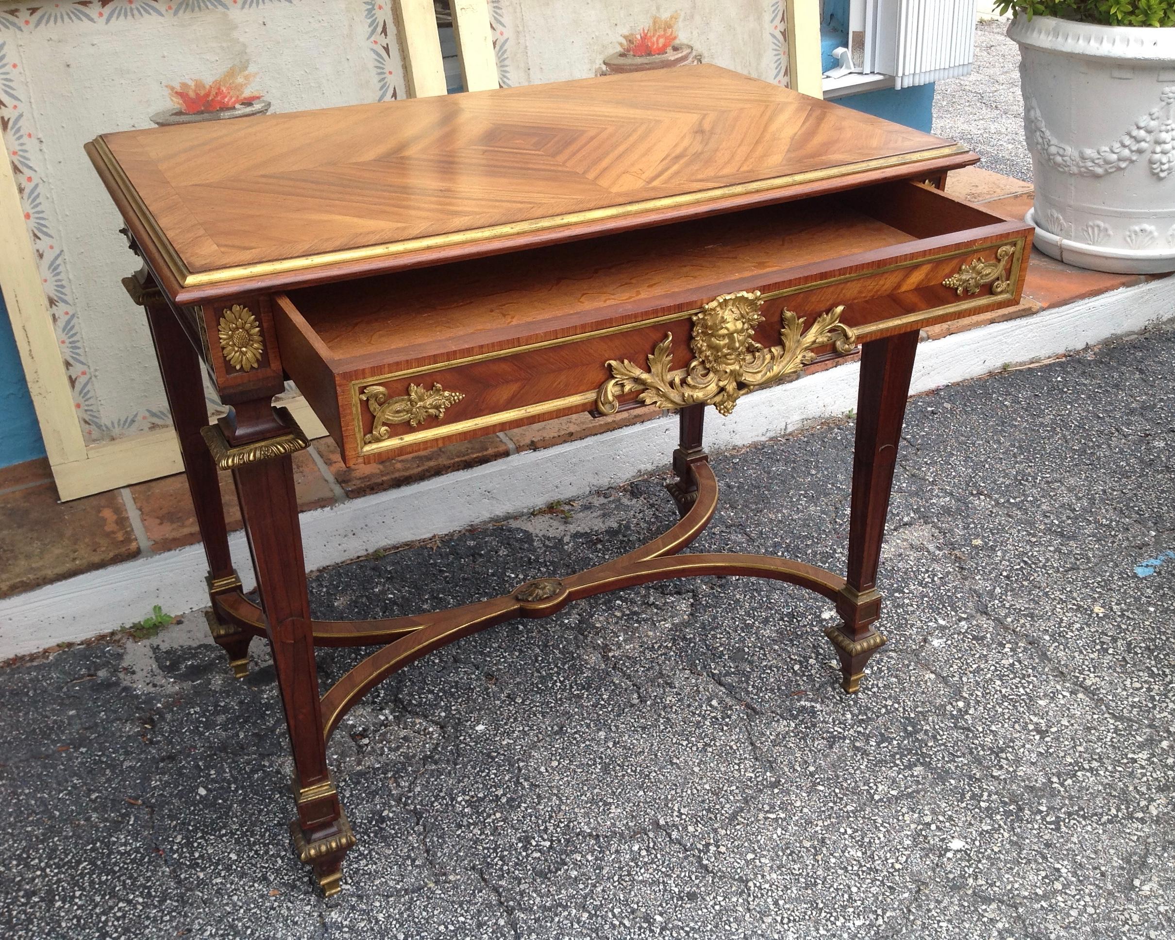 Fine French Ladies Writing Table at 1stDibs