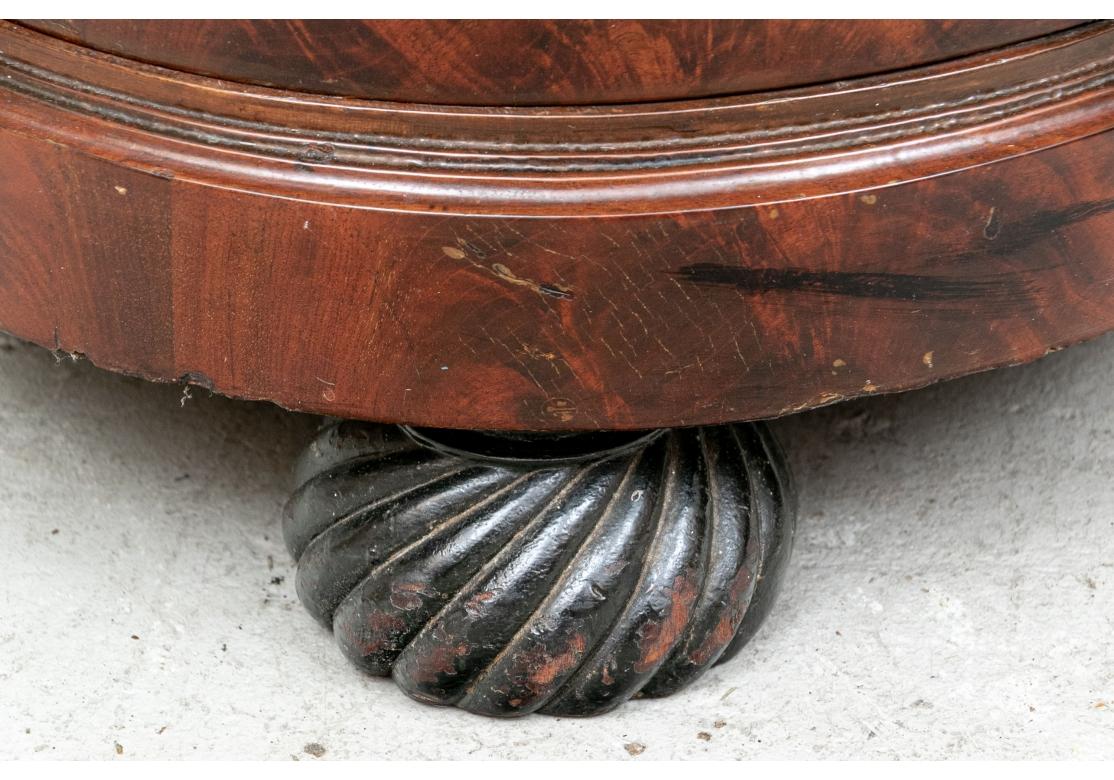 Fine Kidney Form Desk For Sale at 1stDibs