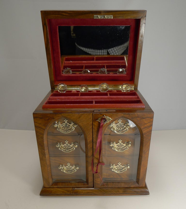 Fine Large Antique English Jewellery Box with Cut Crystal Perfume ...