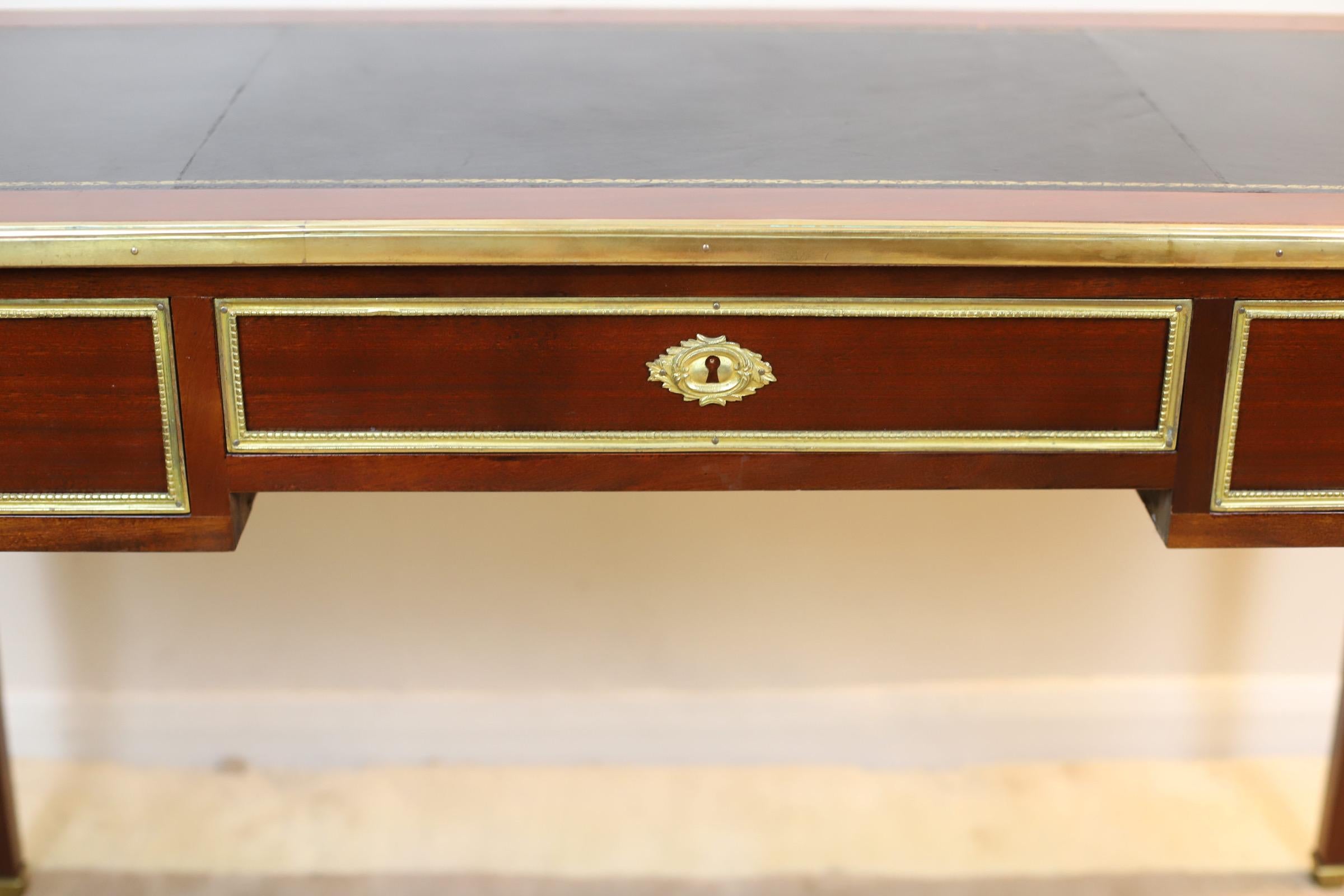 Fine Louis XVI Mahogany Three-Drawers Writing Desk For Sale at 1stDibs