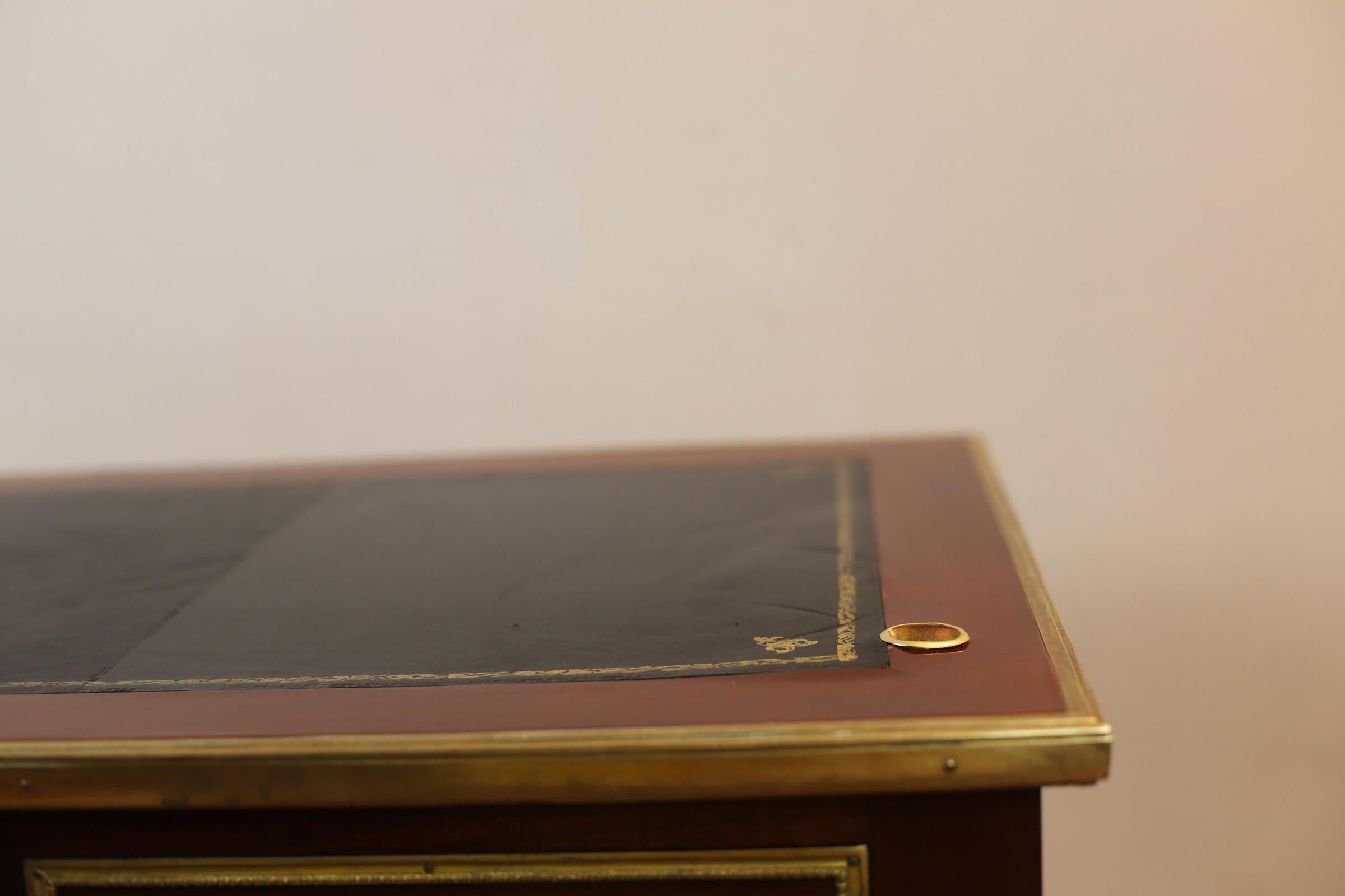 Fine Louis XVI Mahogany Three-Drawers Writing Desk For Sale at 1stDibs