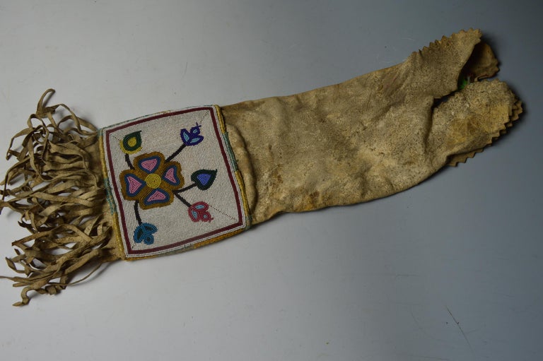 Fine Old Native American Ojibwe Beaded Pipe Bag, 19th Century at 1stDibs