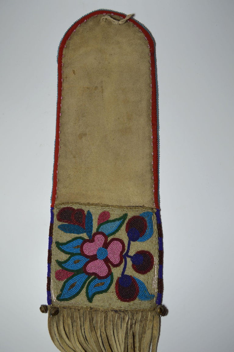 Fine Old Native American Ojibwe Beaded Pipe bag at 1stDibs | native ...