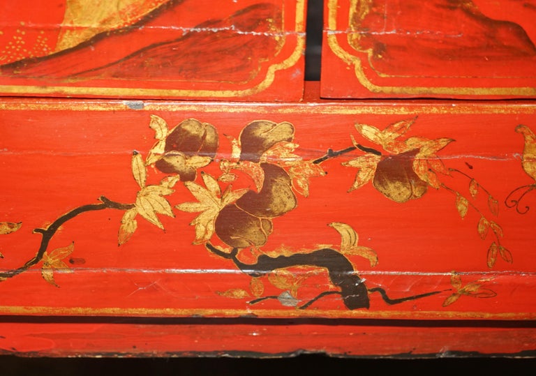 FINE ORIENTAL ANTIQUE CHINESE HAND PAINTED LACQUERED LARGE SiDE TABLE ...