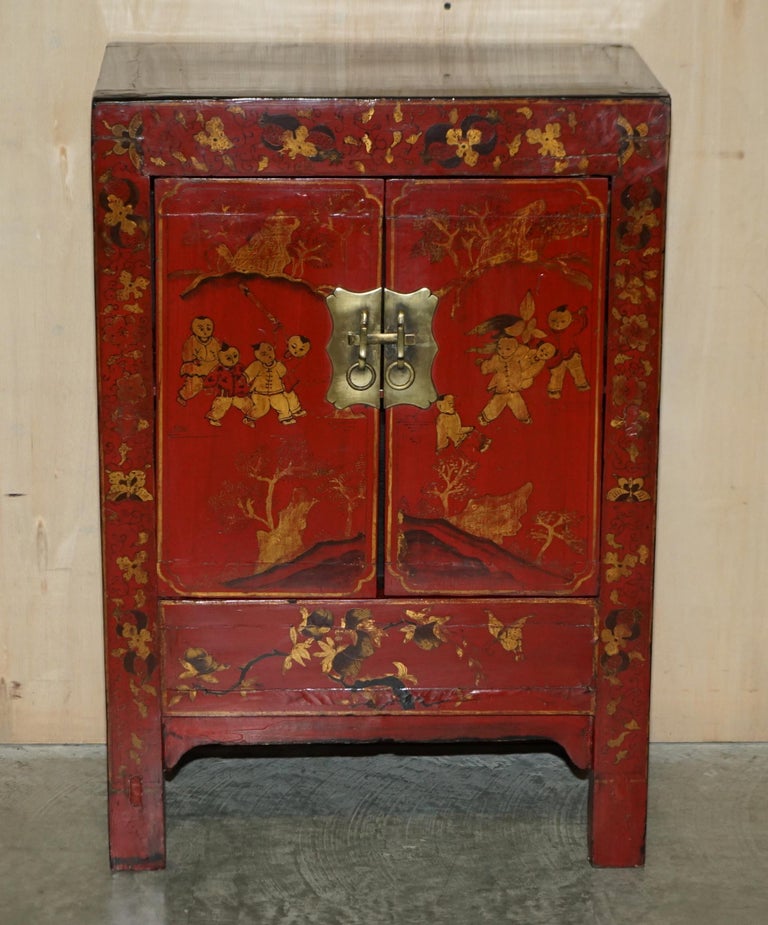 FINE ORIENTAL ANTIQUE CHINESE HAND PAINTED LACQUERED LARGE SiDE TABLE ...