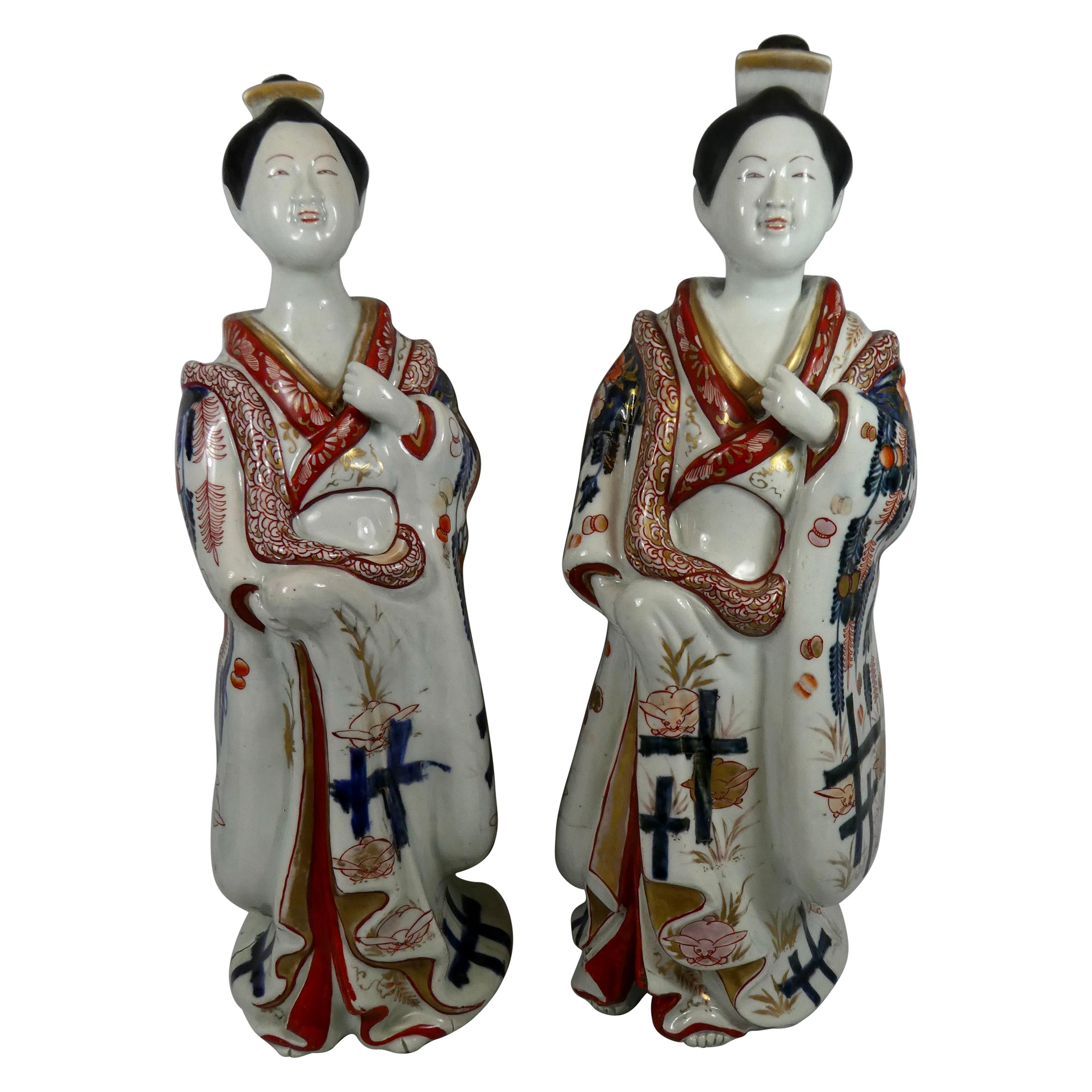 Fine Pair of Imari Porcelain Bijin, circa 1690, Genroku Period at 1stDibs