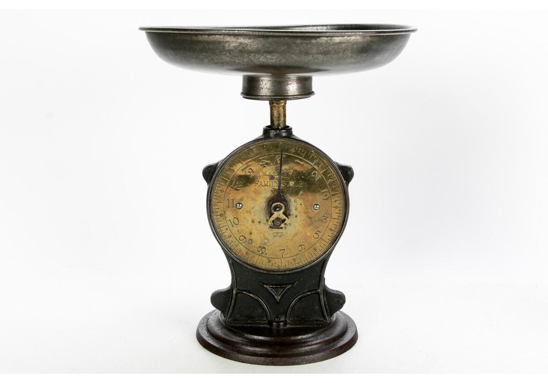 Bella coppia di bilance inglesi vintage Salters in vendita su 1stDibs