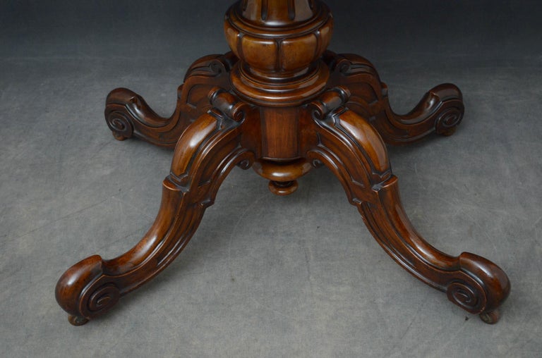 Fine Quality Victorian Centre Table For Sale at 1stDibs