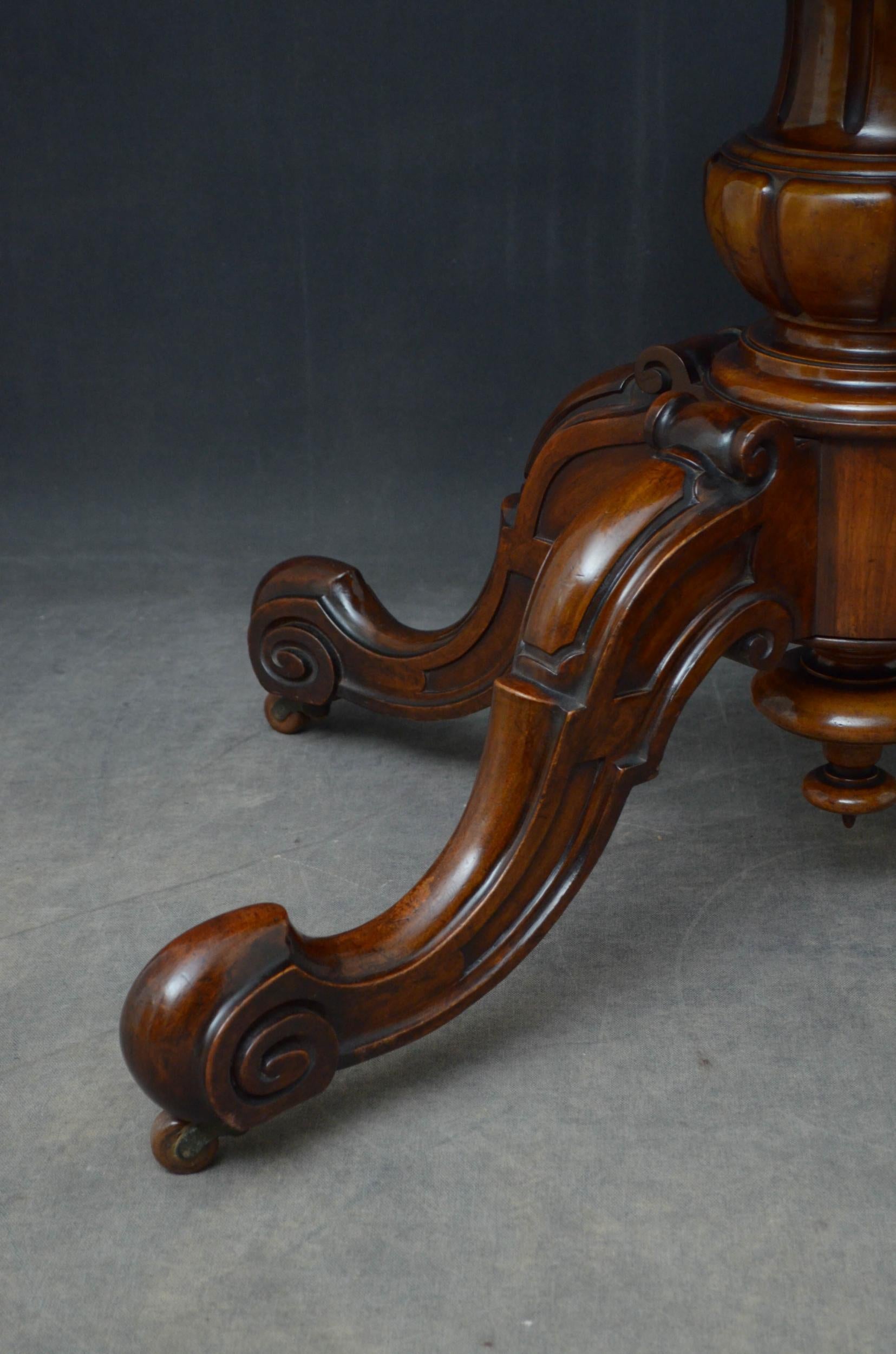 Fine Quality Victorian Centre Table at 1stDibs