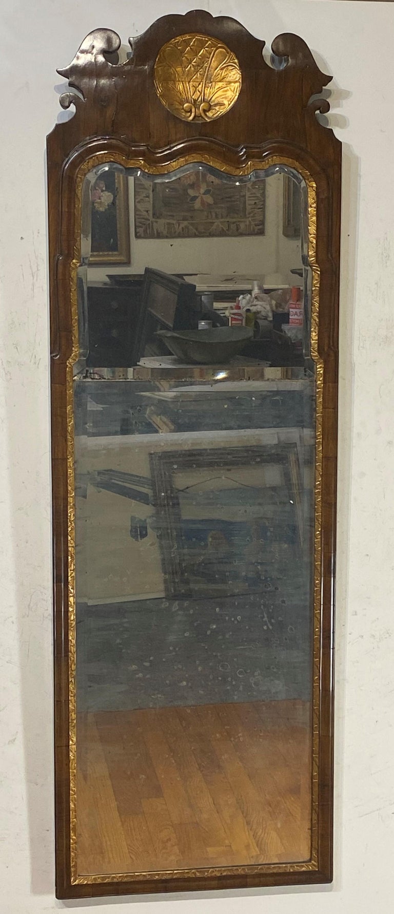 Fine Queen Anne Walnut Mirror 'circa 1720' For Sale at 1stDibs