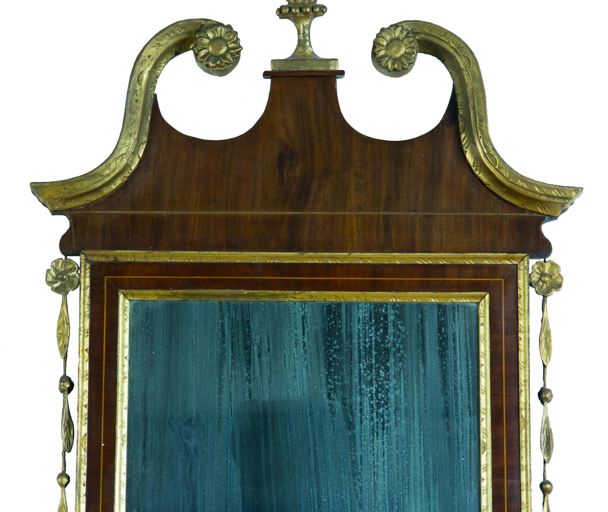 Fine Small Scale Hepplewhite Mahogany Parcel-Gilt Mirror, New York, c ...