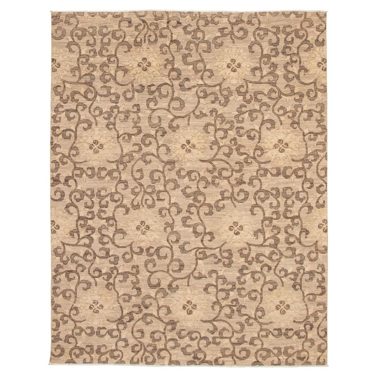 Fine Transitional Persian Rug, Neutral Flower Motifs For Sale at 1stDibs