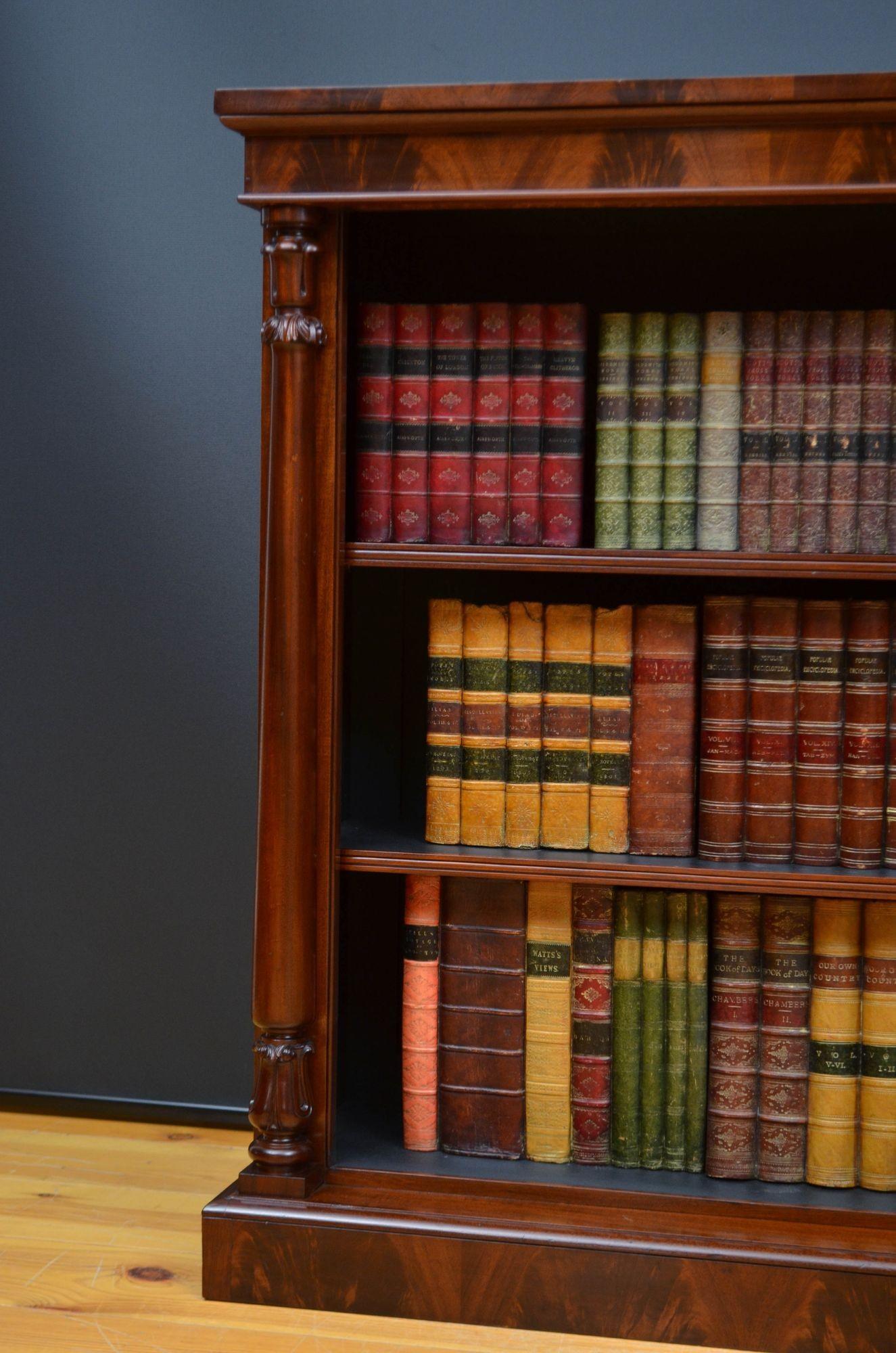 Fine William IV Mahogany Open Bookcase For Sale at 1stDibs