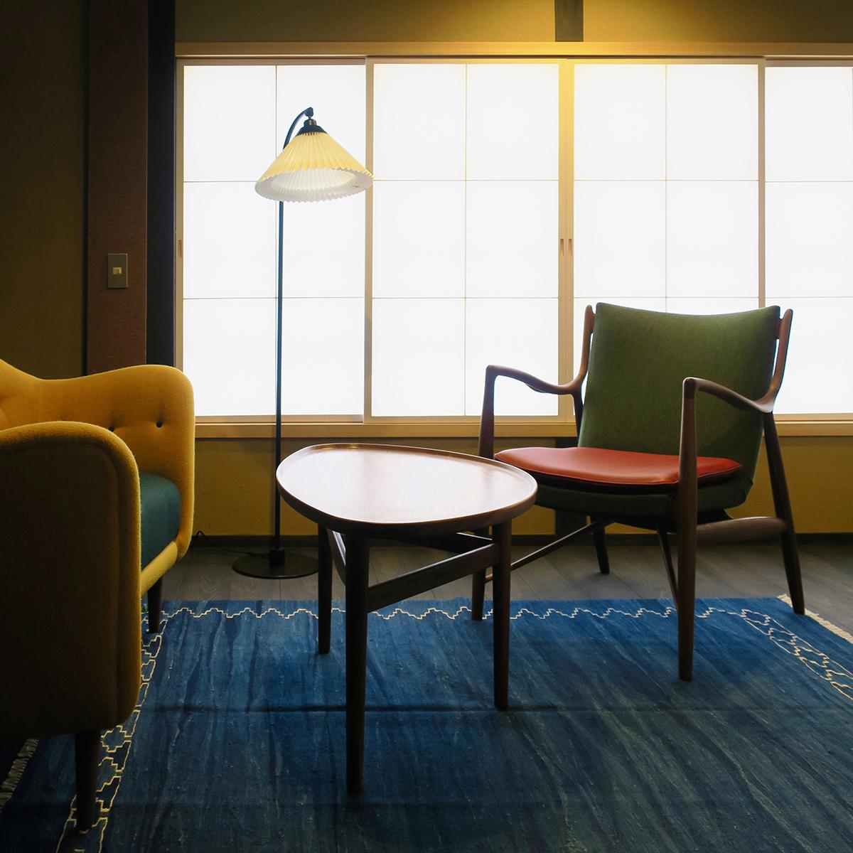 Finn Juhl 45 Chair Wood and Fabric For Sale at 1stDibs