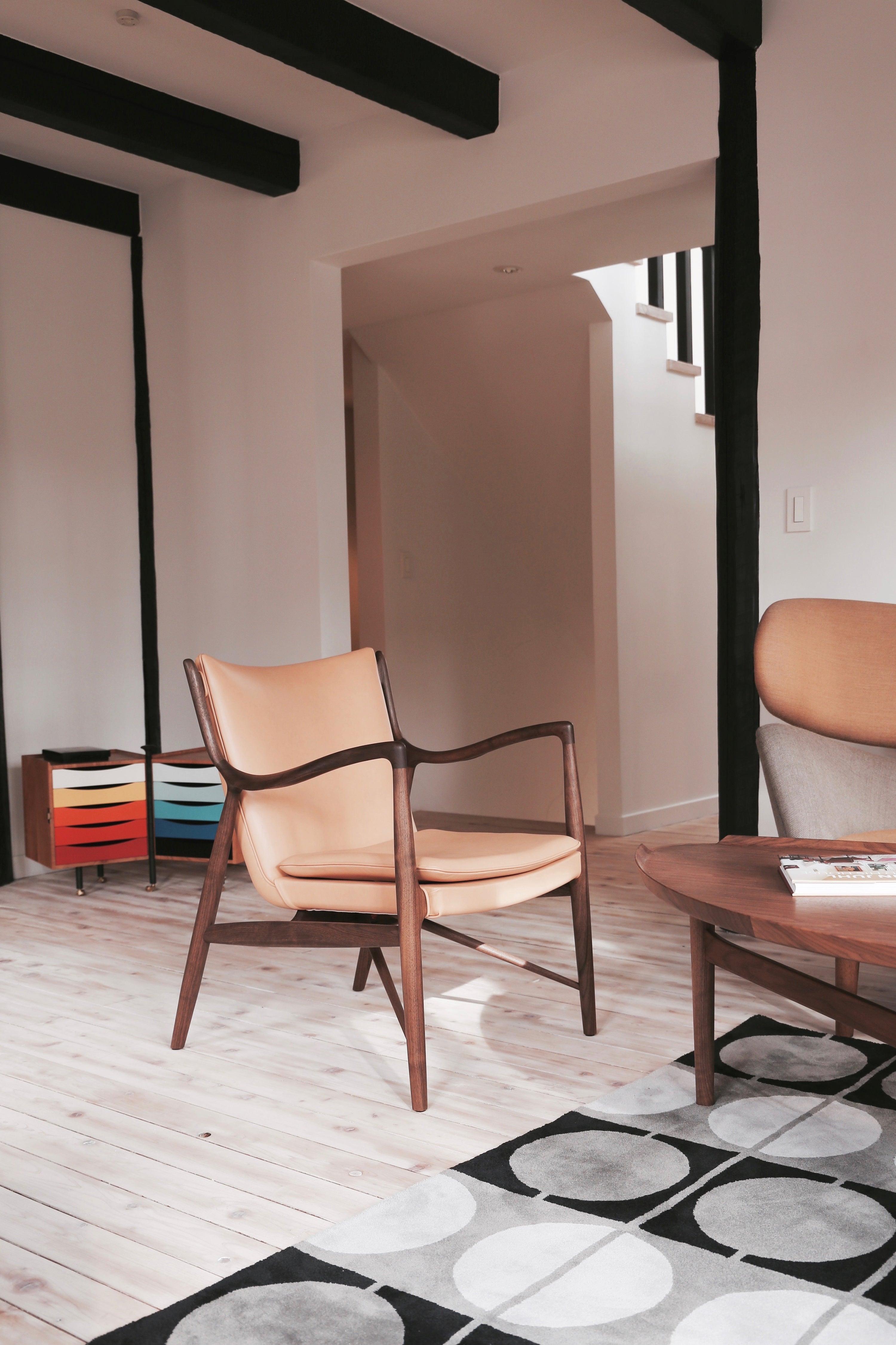 Finn Juhl 45 Chair Wood and Fabric For Sale at 1stDibs