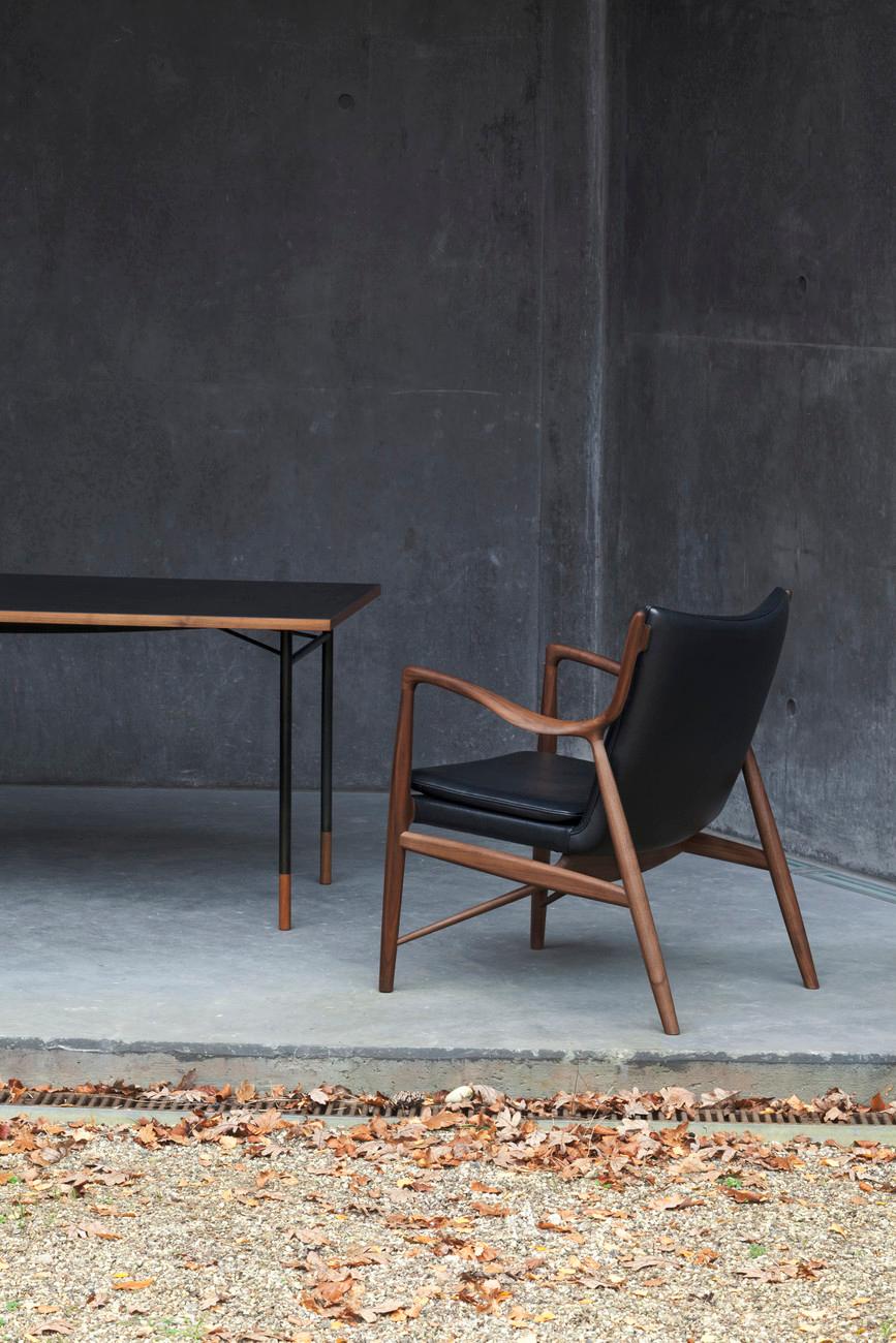 Finn Juhl 45 Chair, Wood and Leather by House of Finn Juhl For Sale at ...