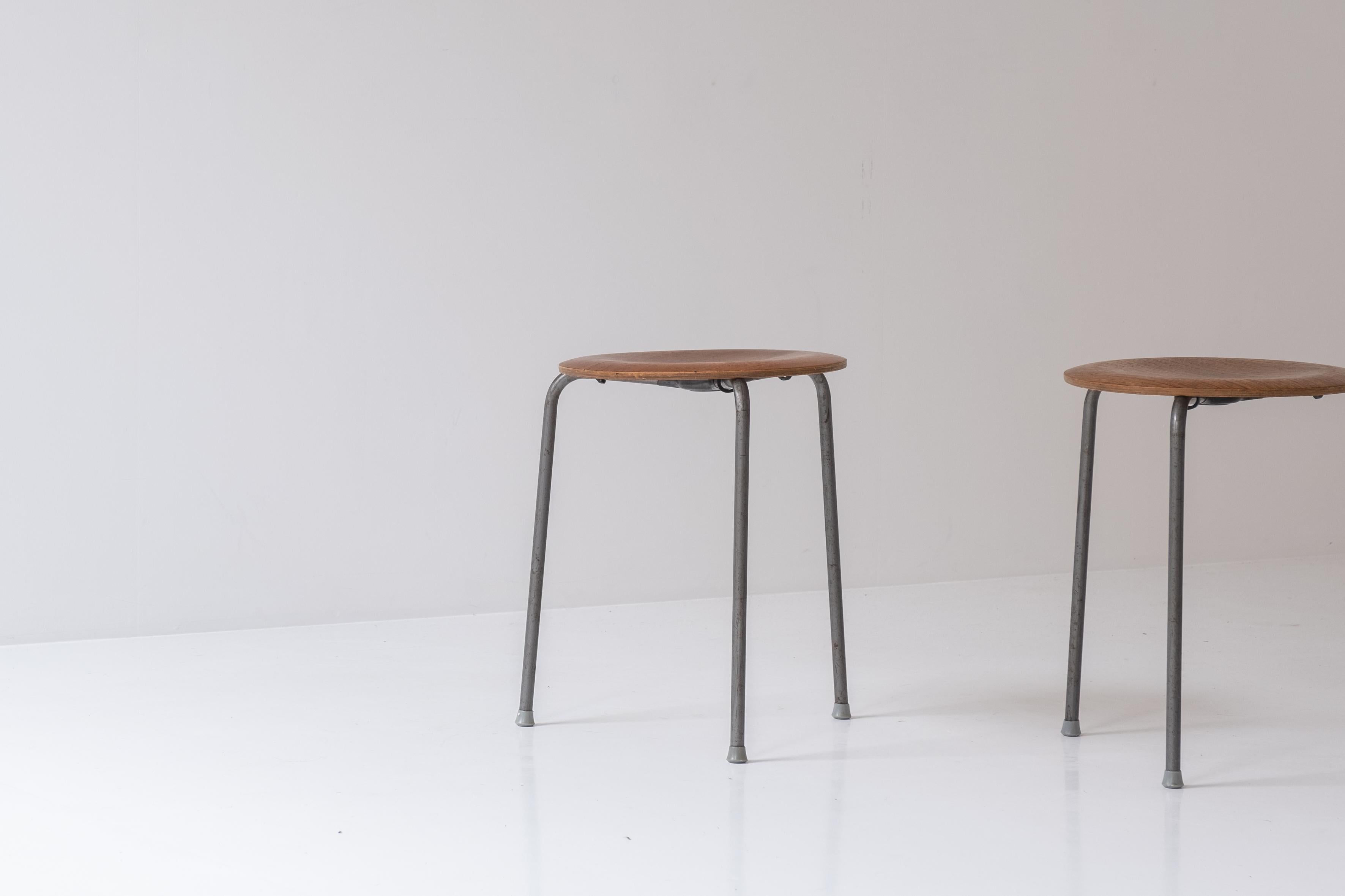 First Edition Pair ‘Dot’ Stools by Arne Jacobsen for Fritz Hansen ...