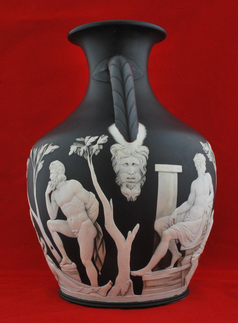 First Edition Portland Vase, Wedgwood, circa 1793 For Sale at 1stDibs