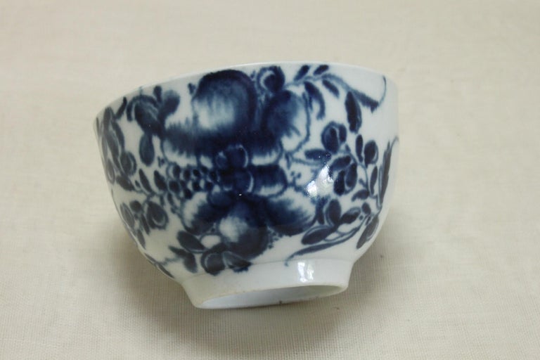 First Period Worcester Tea Bowl Mansfield Pattern For Sale at 1stDibs