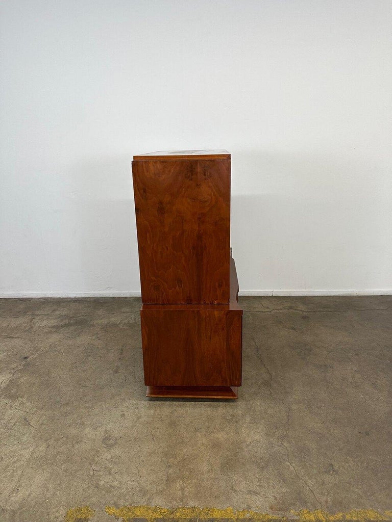 Flamed Dark Walnut Highboy For Sale at 1stDibs