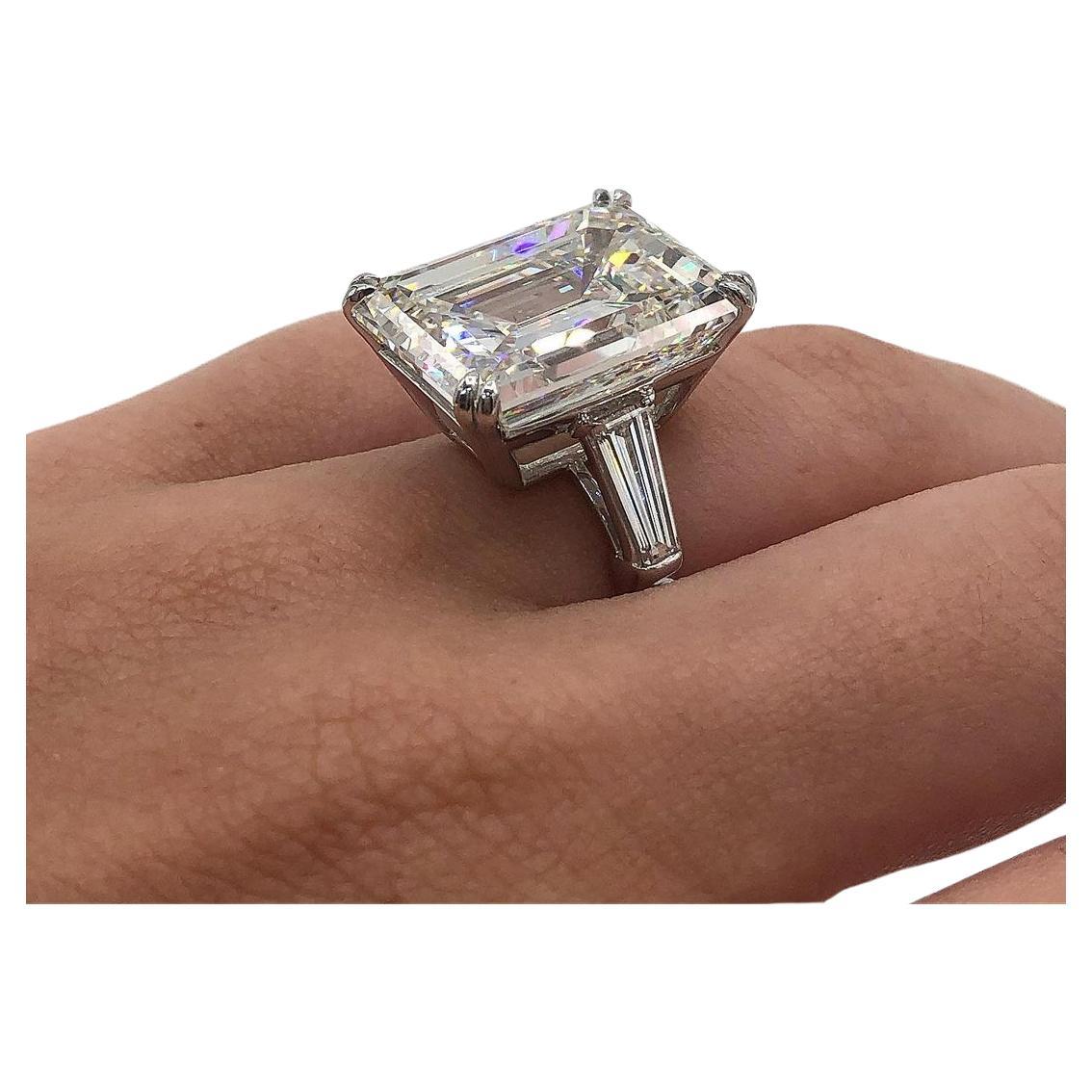 Flawless Clarity GIA Certified 15 Carat Emerald Cut Diamond Ring For ...