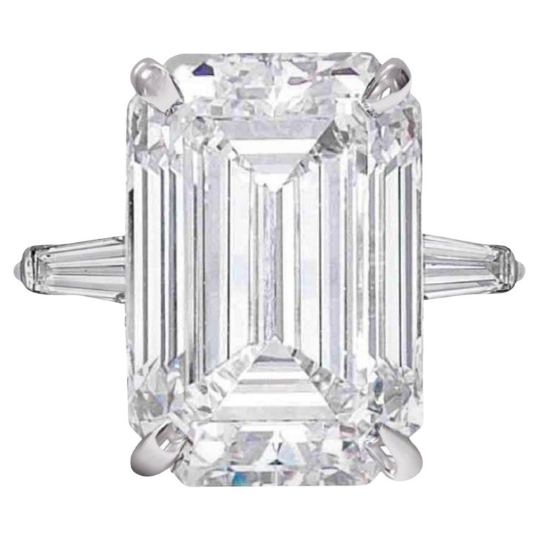 Flawless GIA Certified 7.02 Carat Emerald Cut Tapered Baguettes Diamond ...