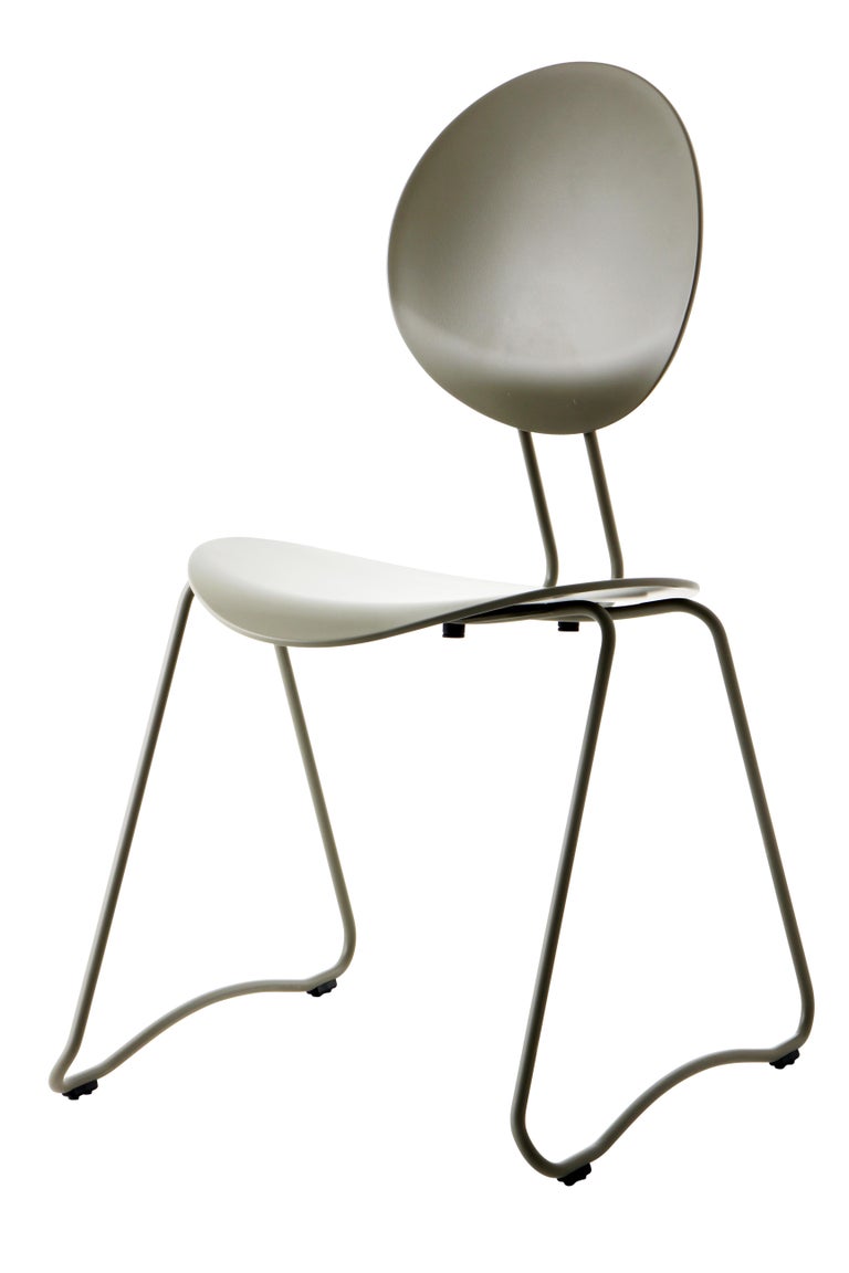 FLEX Chair in Black Powder-Coated Steel Sledge Frame by Verner Panton ...
