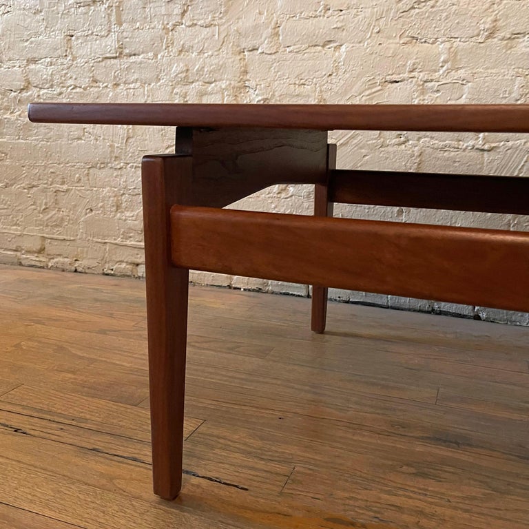 Floating Walnut Coffee Table by Jens Risom For Sale at 1stDibs
