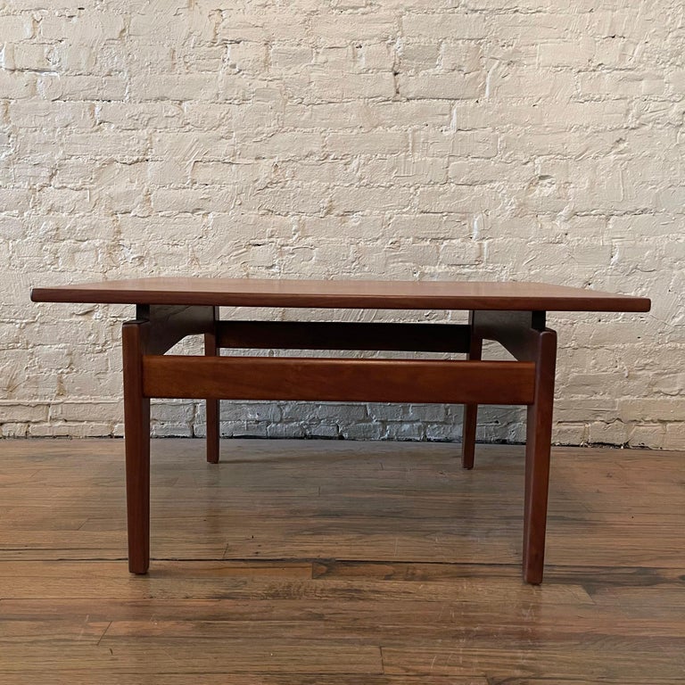 Floating Walnut Coffee Table by Jens Risom For Sale at 1stDibs