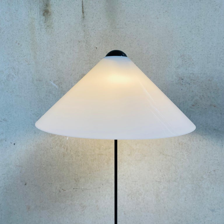 Floor Lamp "Snow" by Vico Magistretti for Oluce, Italy, 1970s For Sale ...
