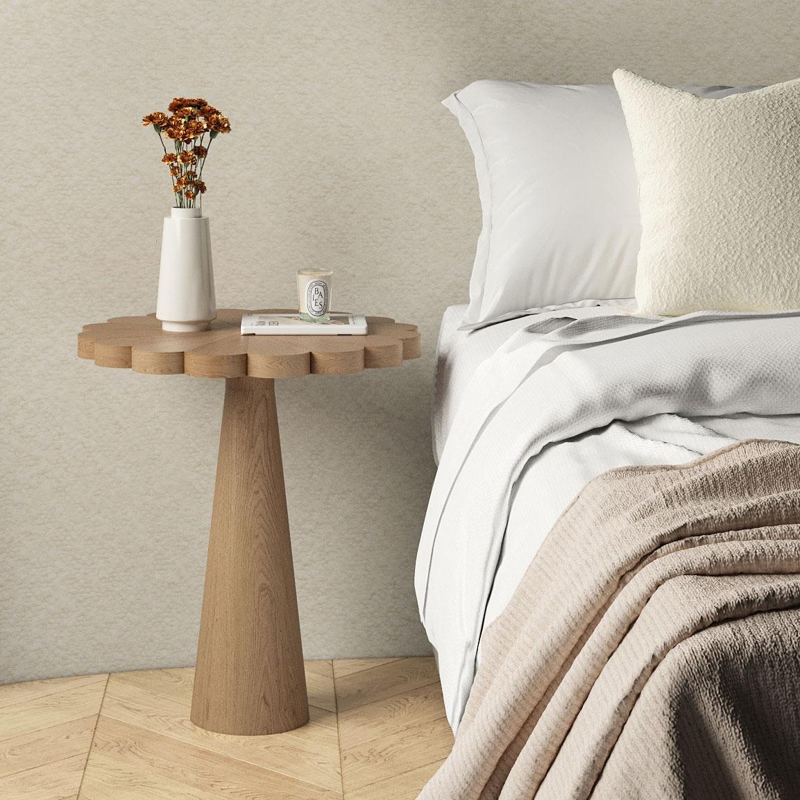 Flor Side Table For Sale at 1stDibs