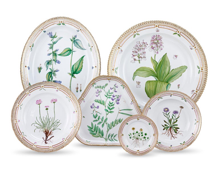 Flora Danica Porcelain Dinner Service, 75 Pieces at 1stDibs
