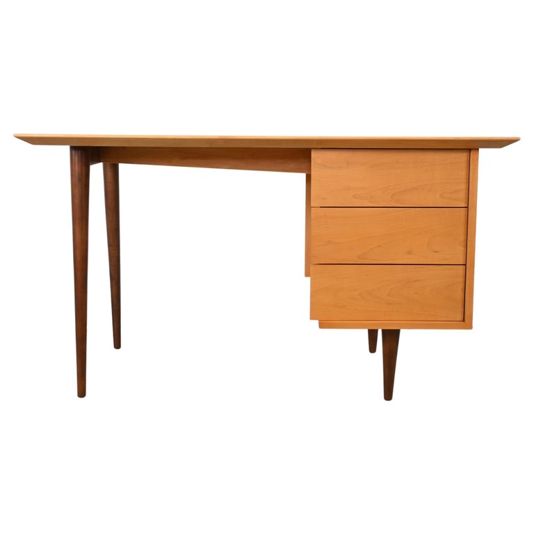 Florence Knoll for Knoll Associates Mid-Century Modern Desk For Sale at ...