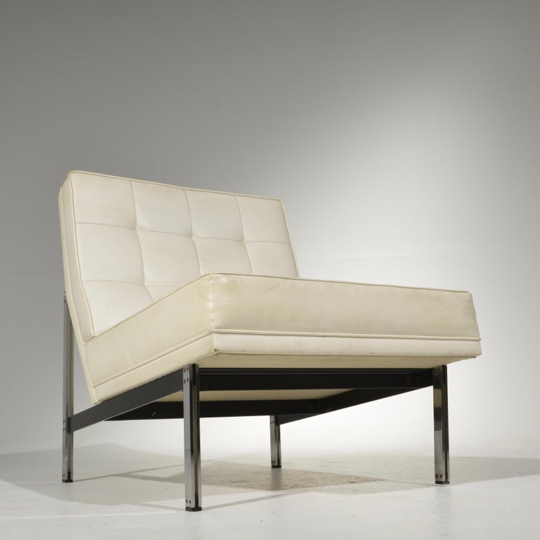 Florence Knoll for Knoll Associates Parallel Bar System Lounge Chair at ...