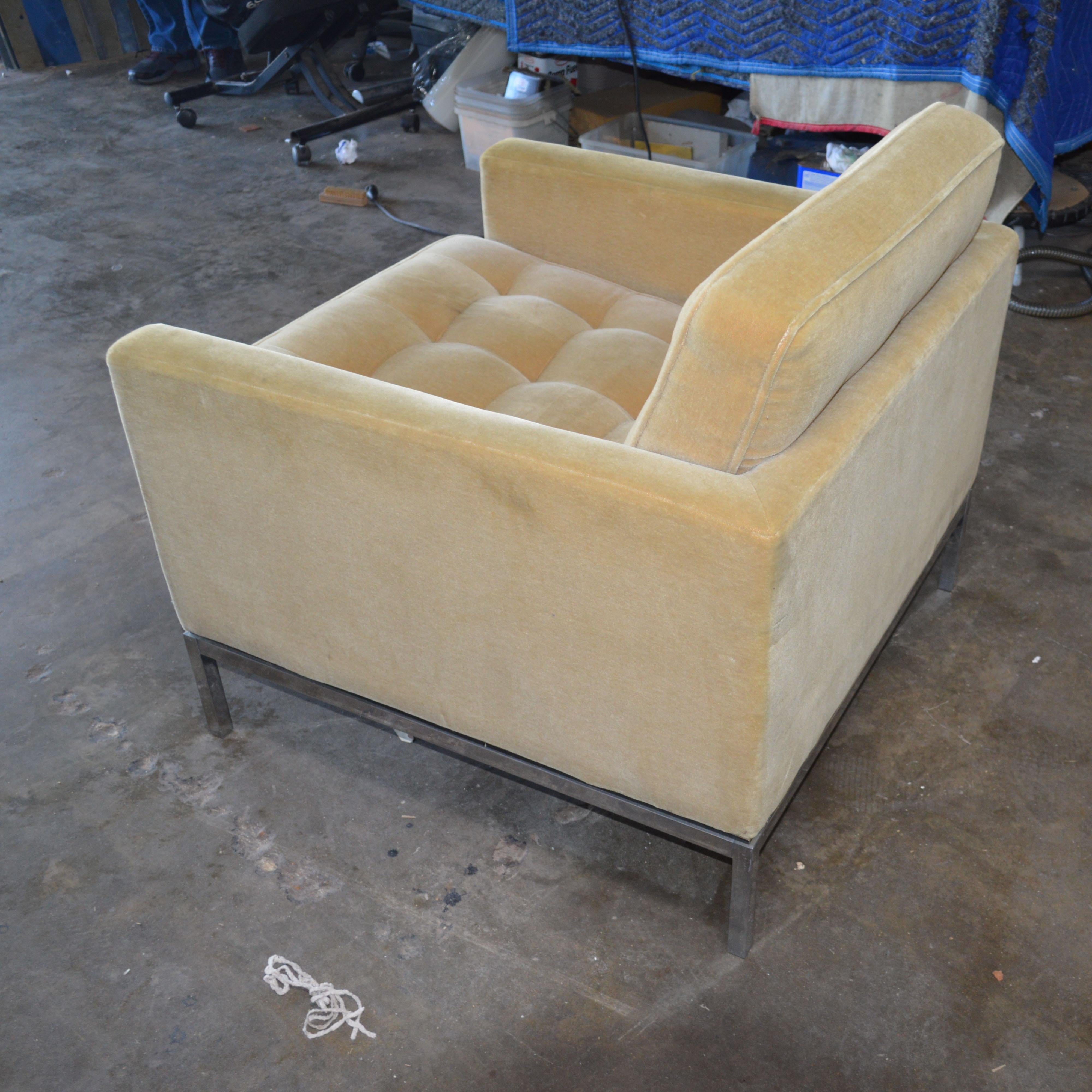 Florence Knoll Lounge Chair at 1stDibs
