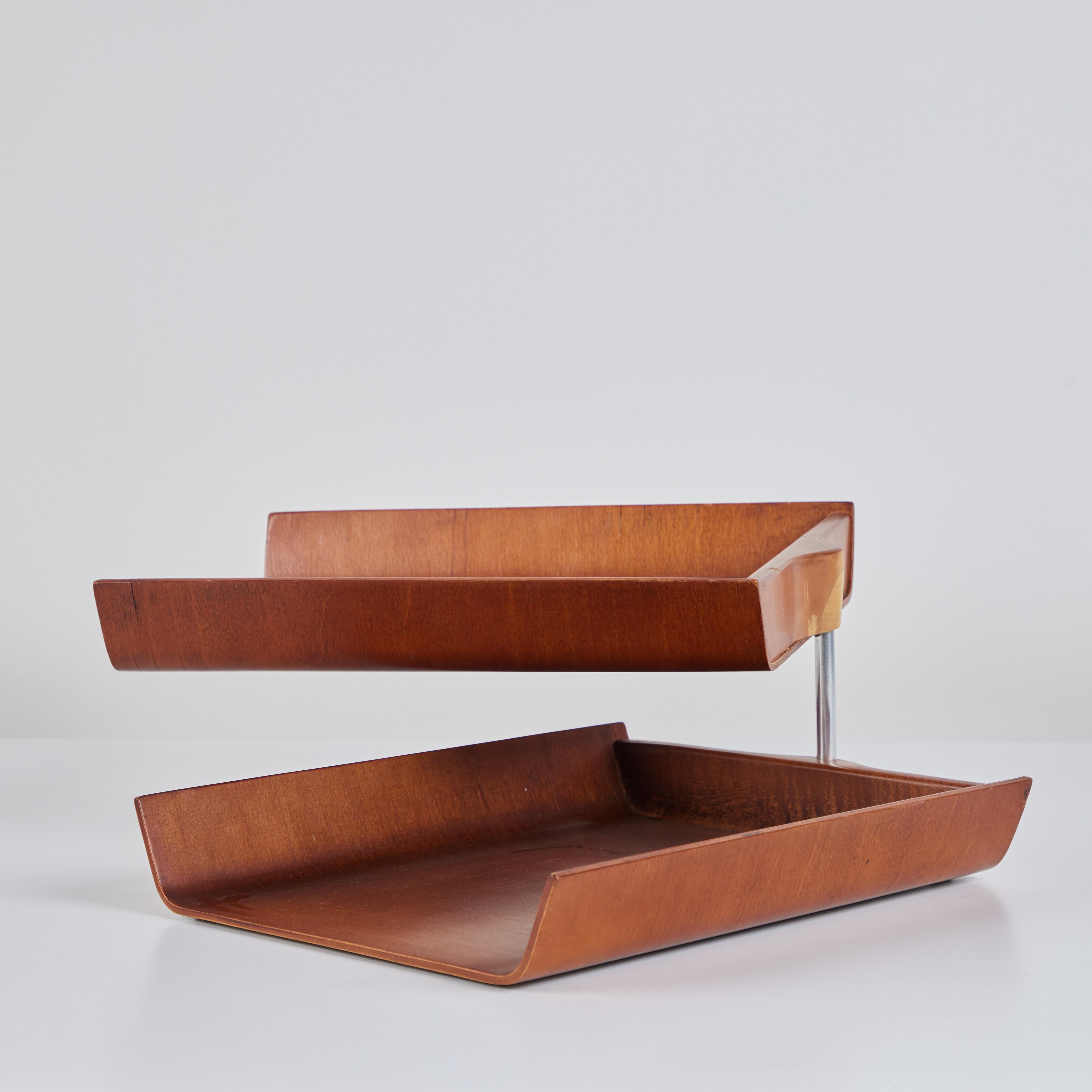 Florence Knoll Two-Tier Maple Paper Tray For Sale at 1stDibs