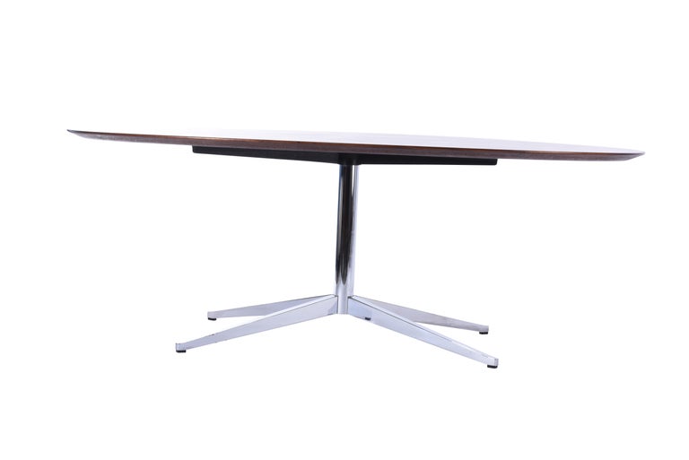 Florence Knoll Walnut Dining Table at 1stDibs