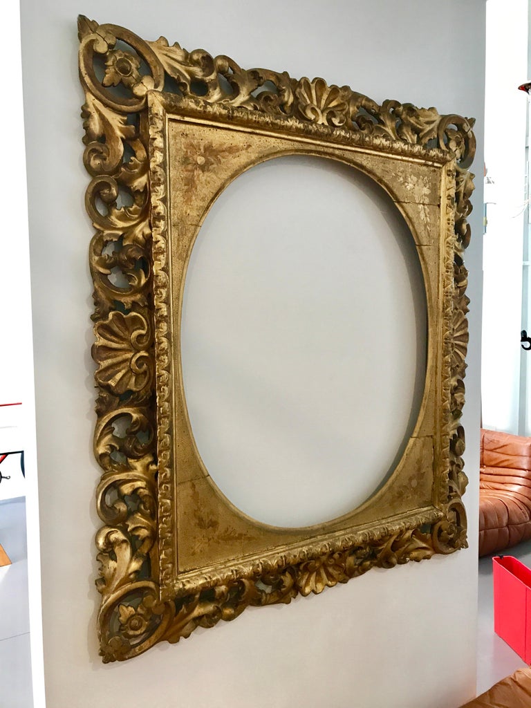 Florentine Style Italian Carved Frame in Gold with Leafs and Shells ...