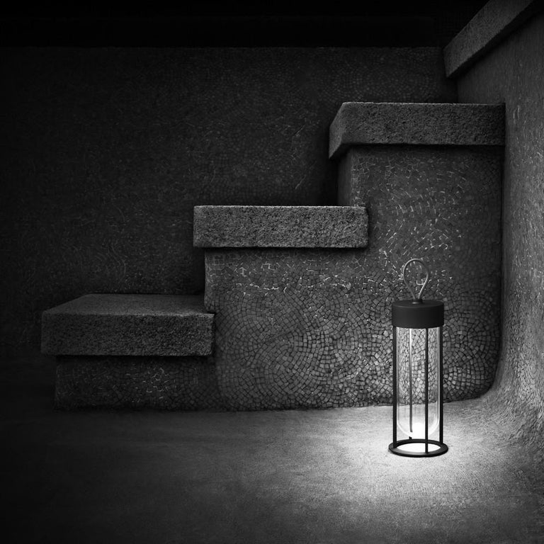 Flos In Vitro 3000K Unplugged Portable Lamp in Anthracite by Philippe ...