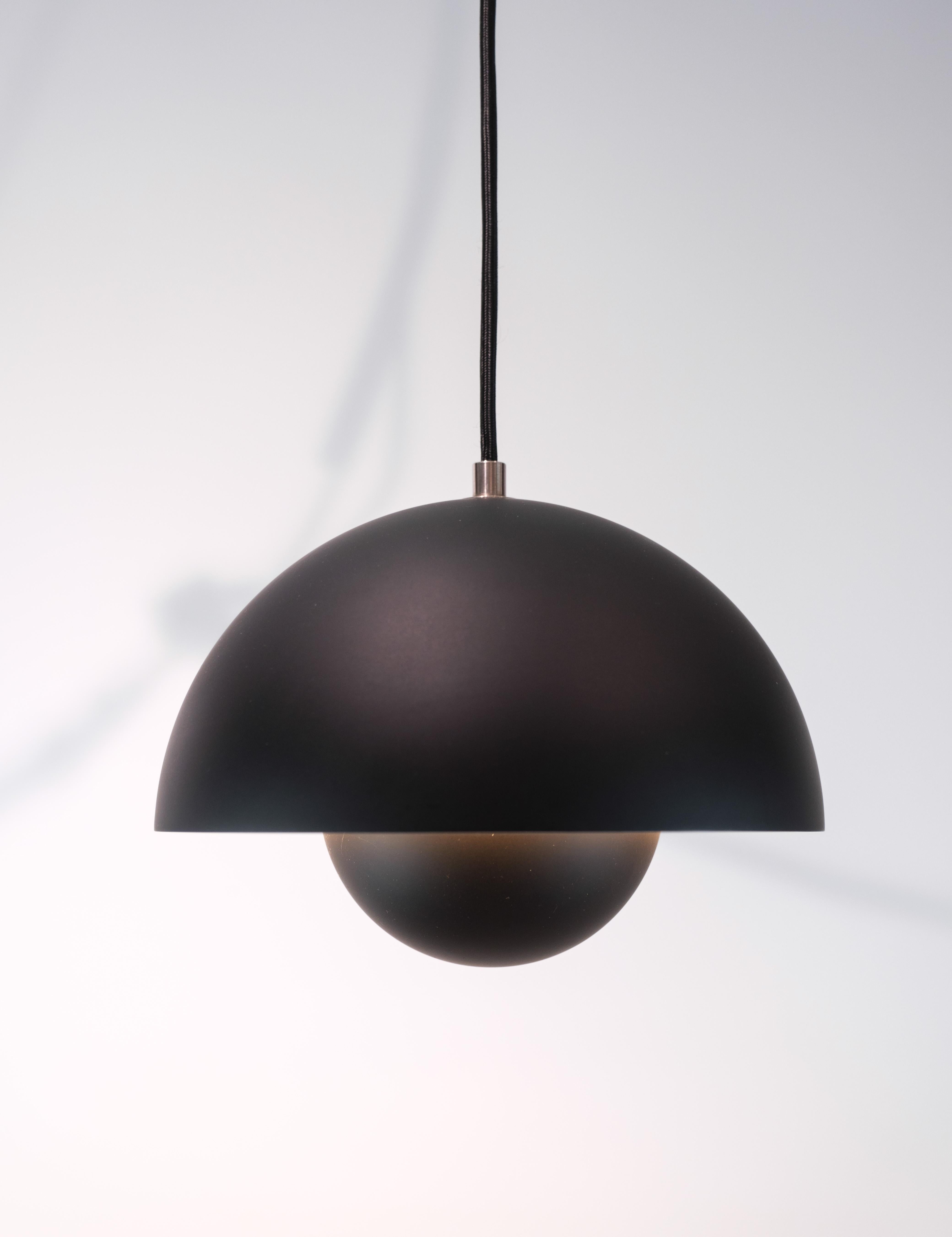 Flowerpot VP1, Verner Panton, 1968 For Sale at 1stDibs