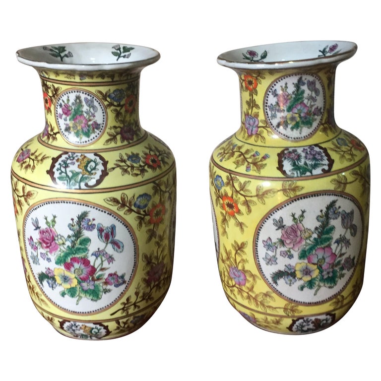 Flowers Hand-Painted Pair of Chinese Porcelain Vase at 1stDibs | vase ...