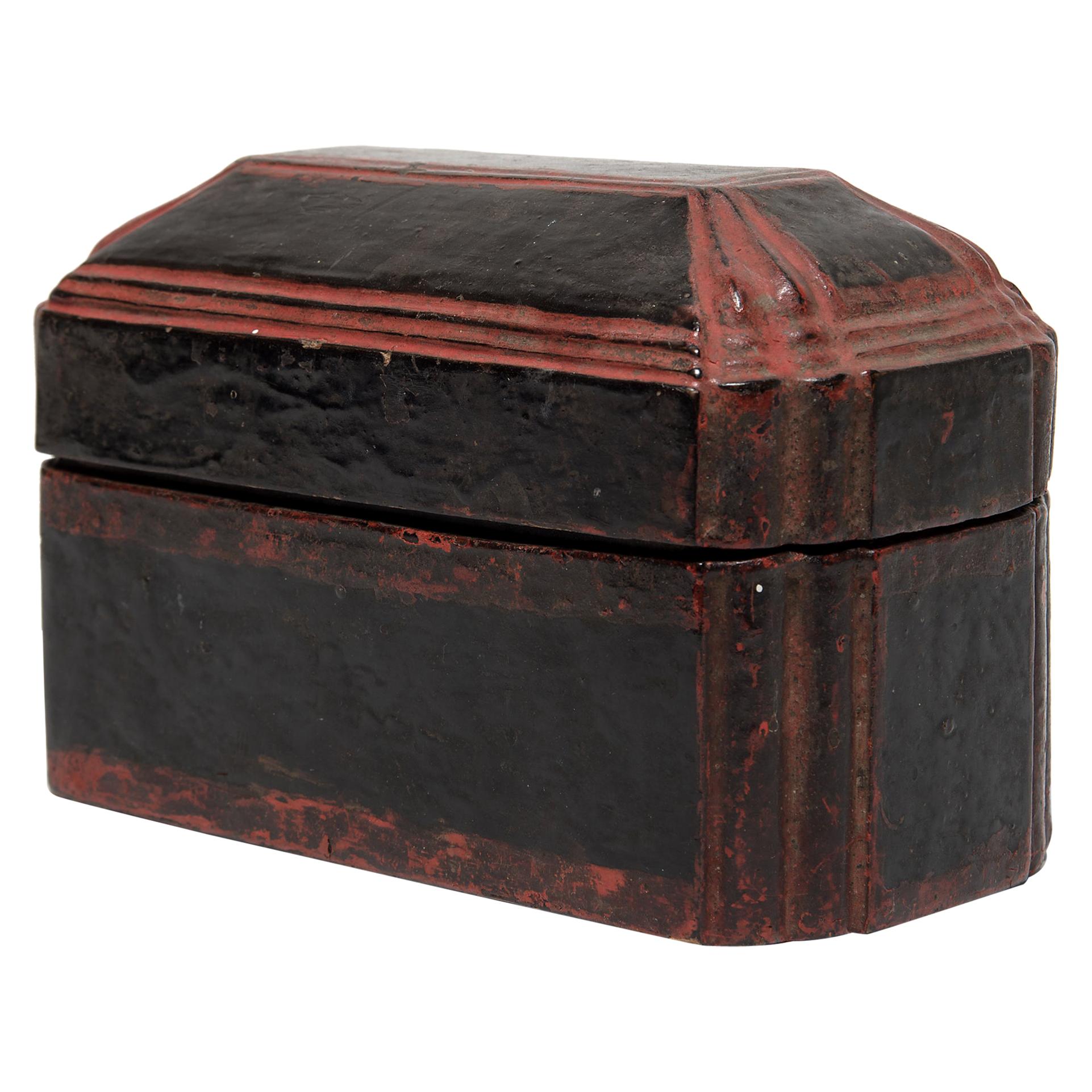Fluted Asian Black Lacquer Box at 1stDibs